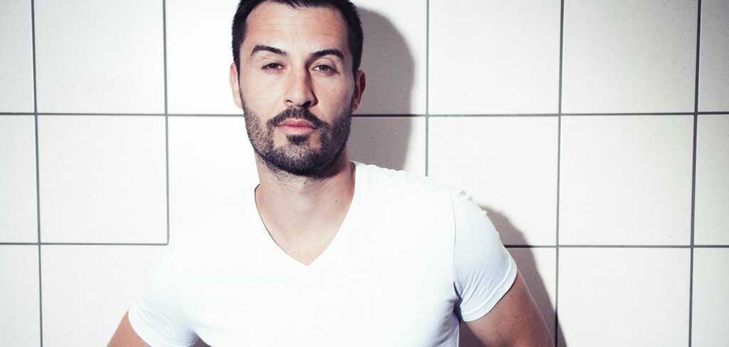 Listen to DJ Yves Larock Latest Single Burning | Features | MN2S